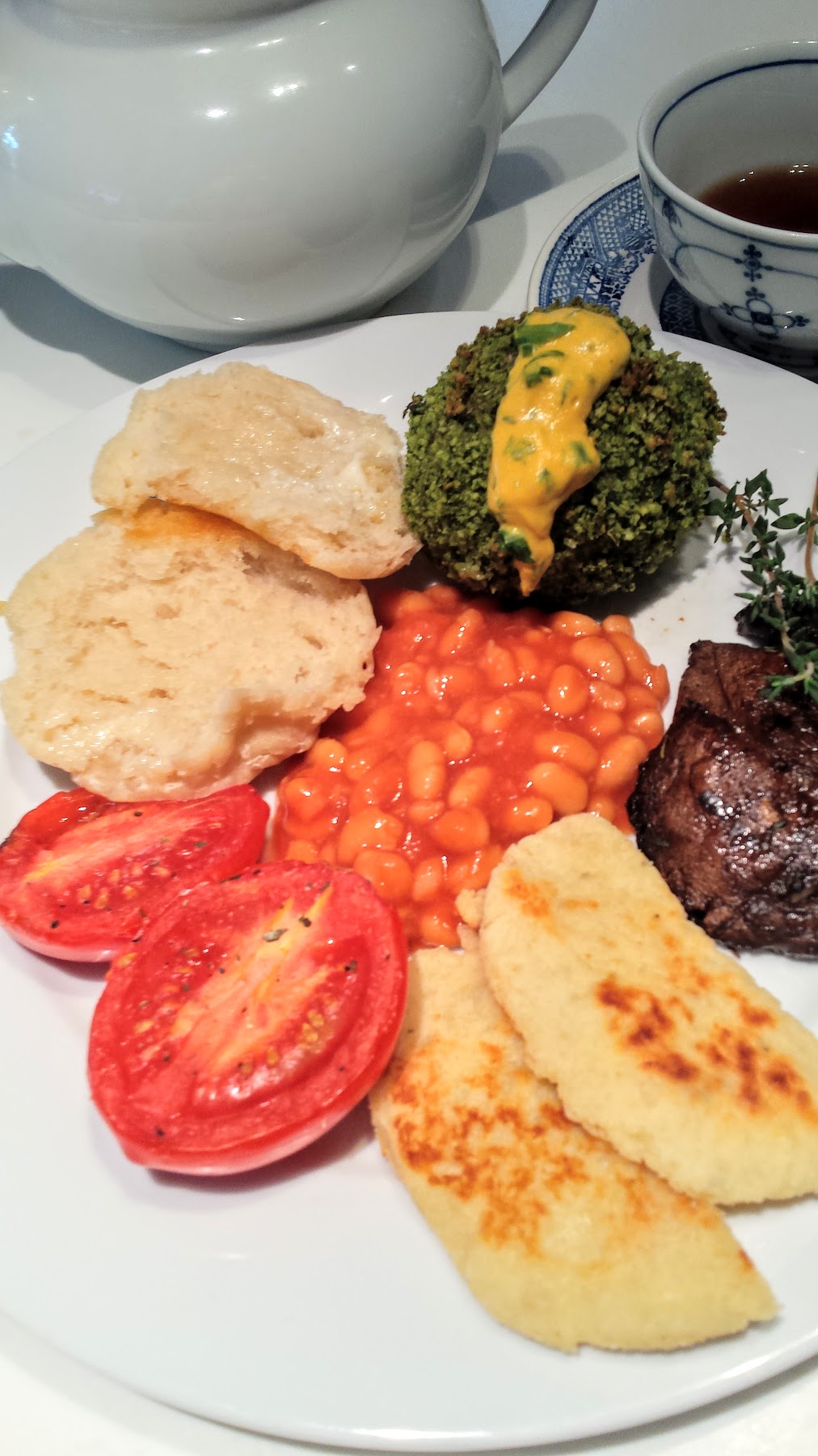 Breakfast Around the World: Preparing an English Breakfast ...